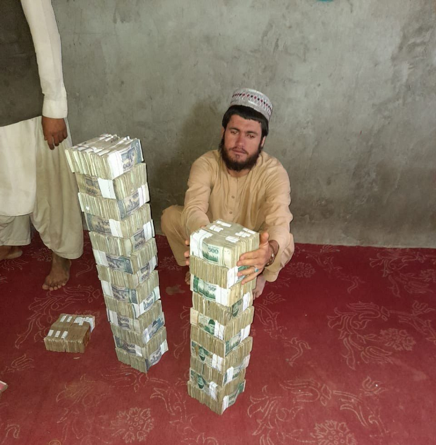 Cash found buried in rubble of Pakistan counterterrorism facility ...