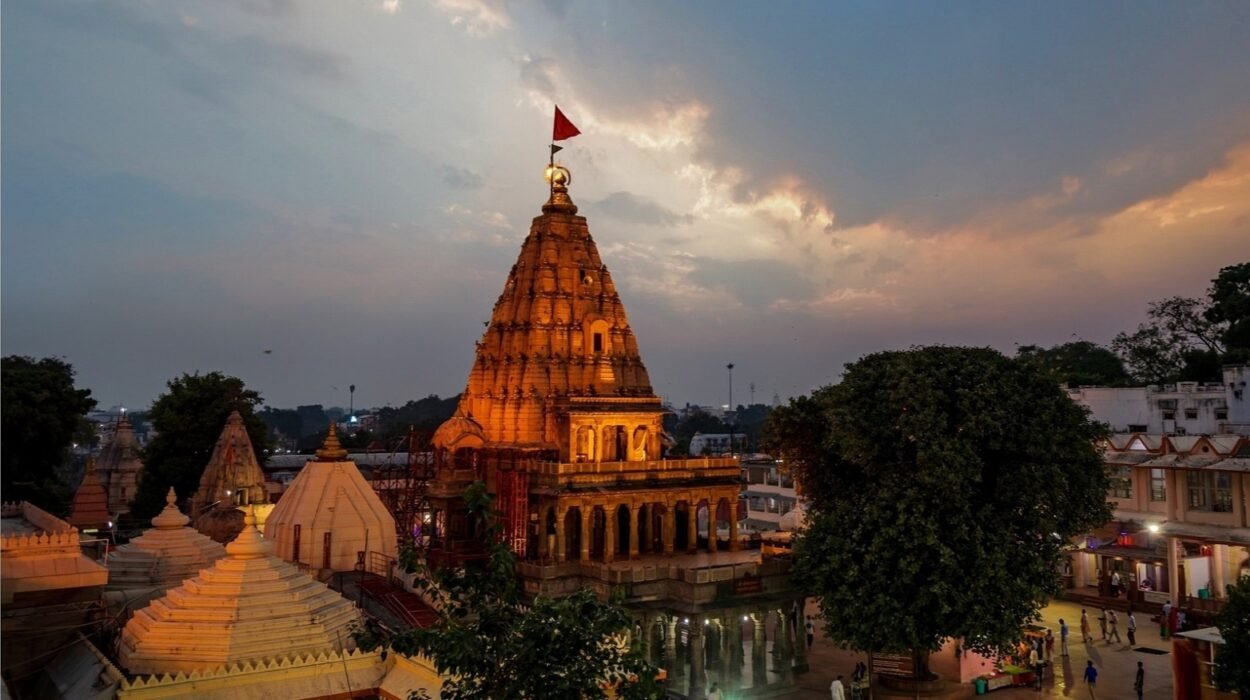 India's Sacred Temples: Divine Marvels of Architecture and Devotion ...