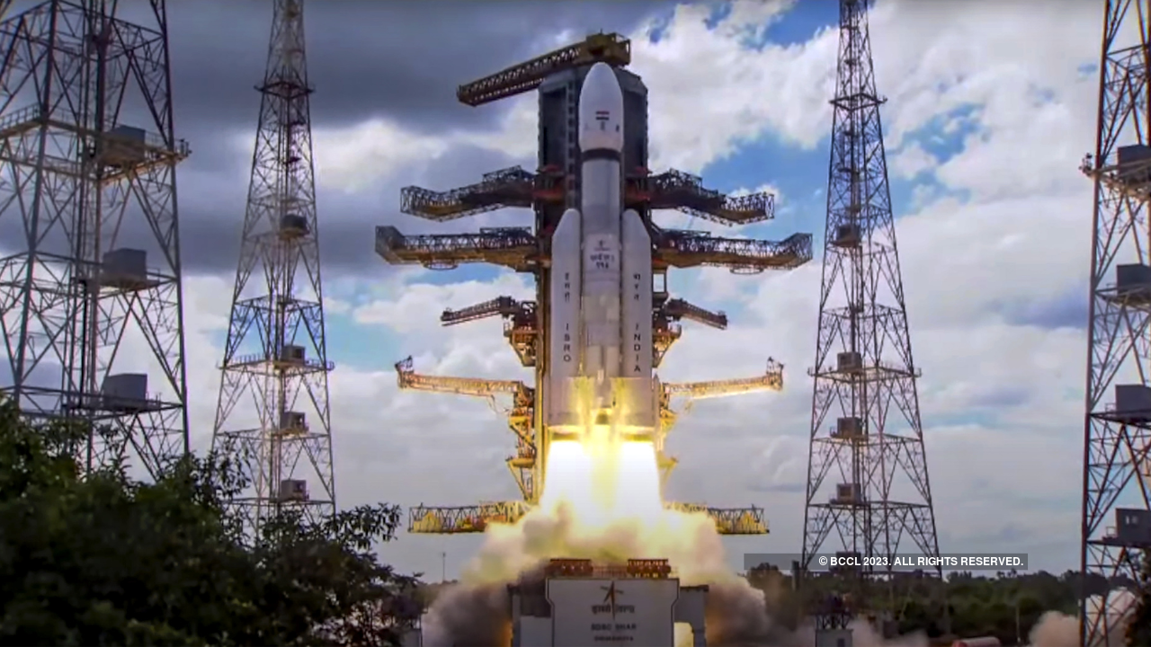 Former ISRO Chairman G Madhavan Nair Congratulates Team as Chandrayaan ...
