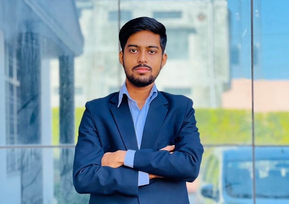 Abhijit Das: A Trailblazing Entrepreneur Bridging Digital Divides ...